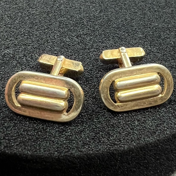 SWANK | Accessories | Vintage Swank Gold Tone Oval Cufflinks | Poshmark